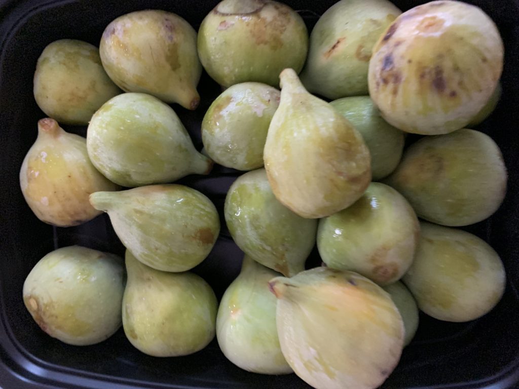 Magret aux figues et aux aubergines fondantes - Cooking out