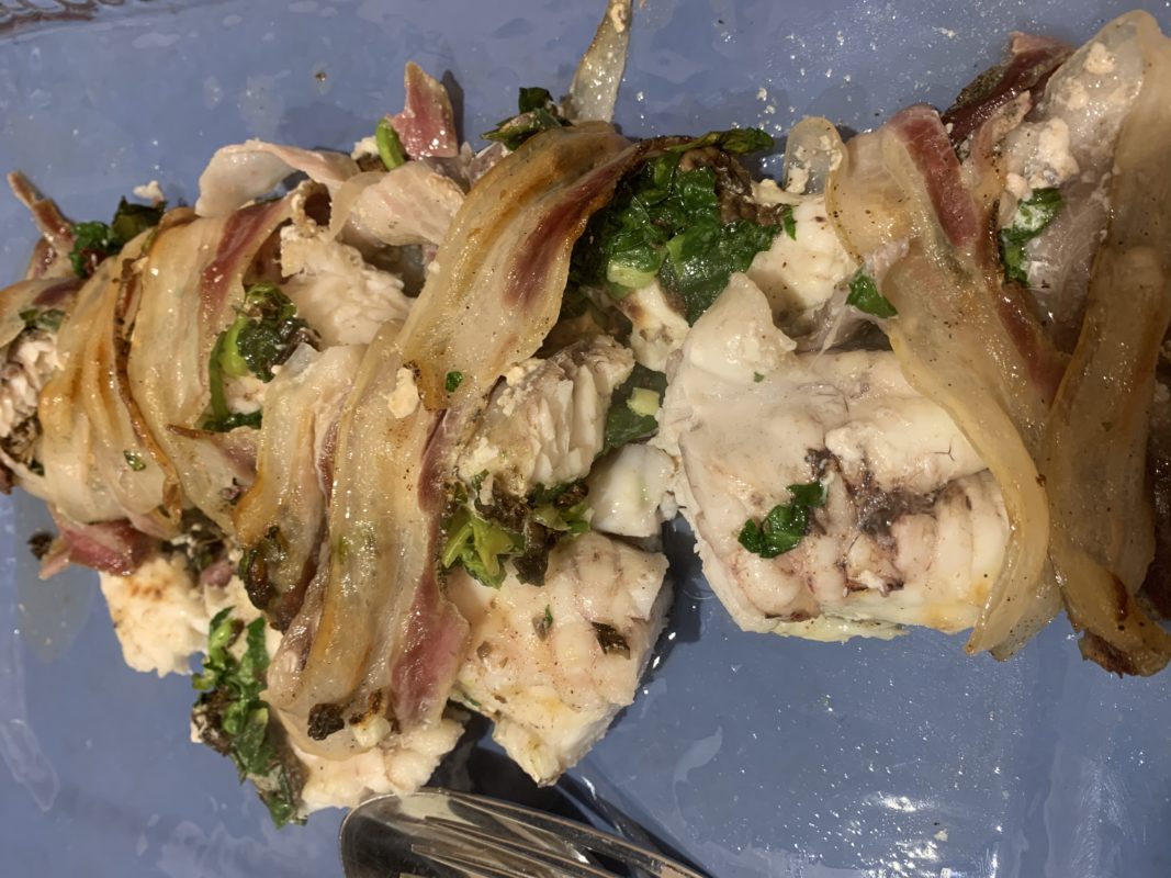 Roti de lotte aux morilles sauce au vin jaune et morilles - Cookingout